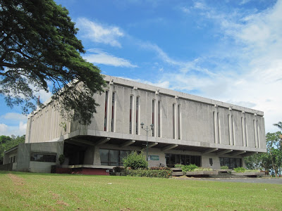Mike Pua's Blog: The UPLB Main Library
