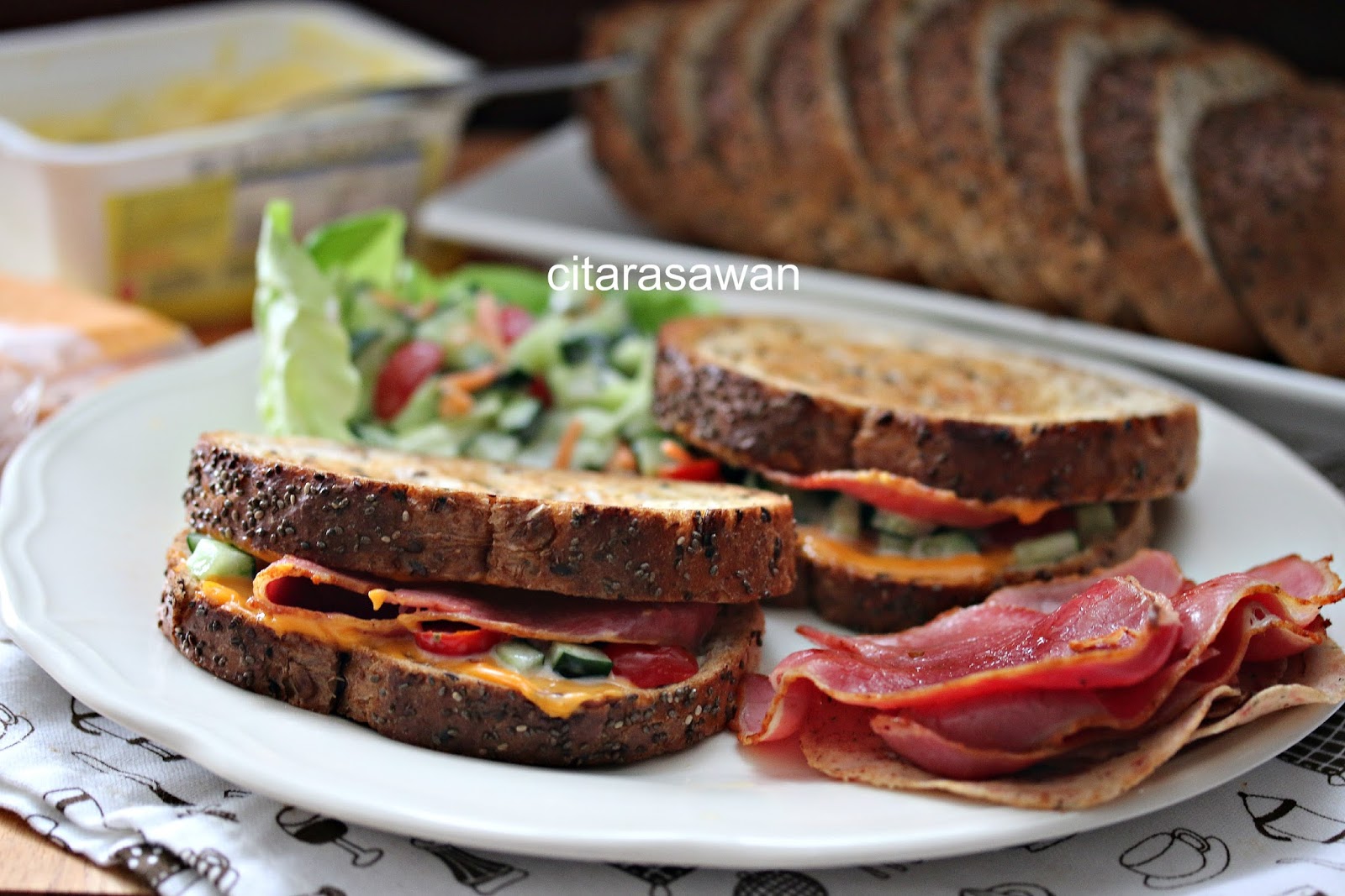 Sandwich Daging Salai / Beef Pepperoni Sandwich ~ Resepi Terbaik