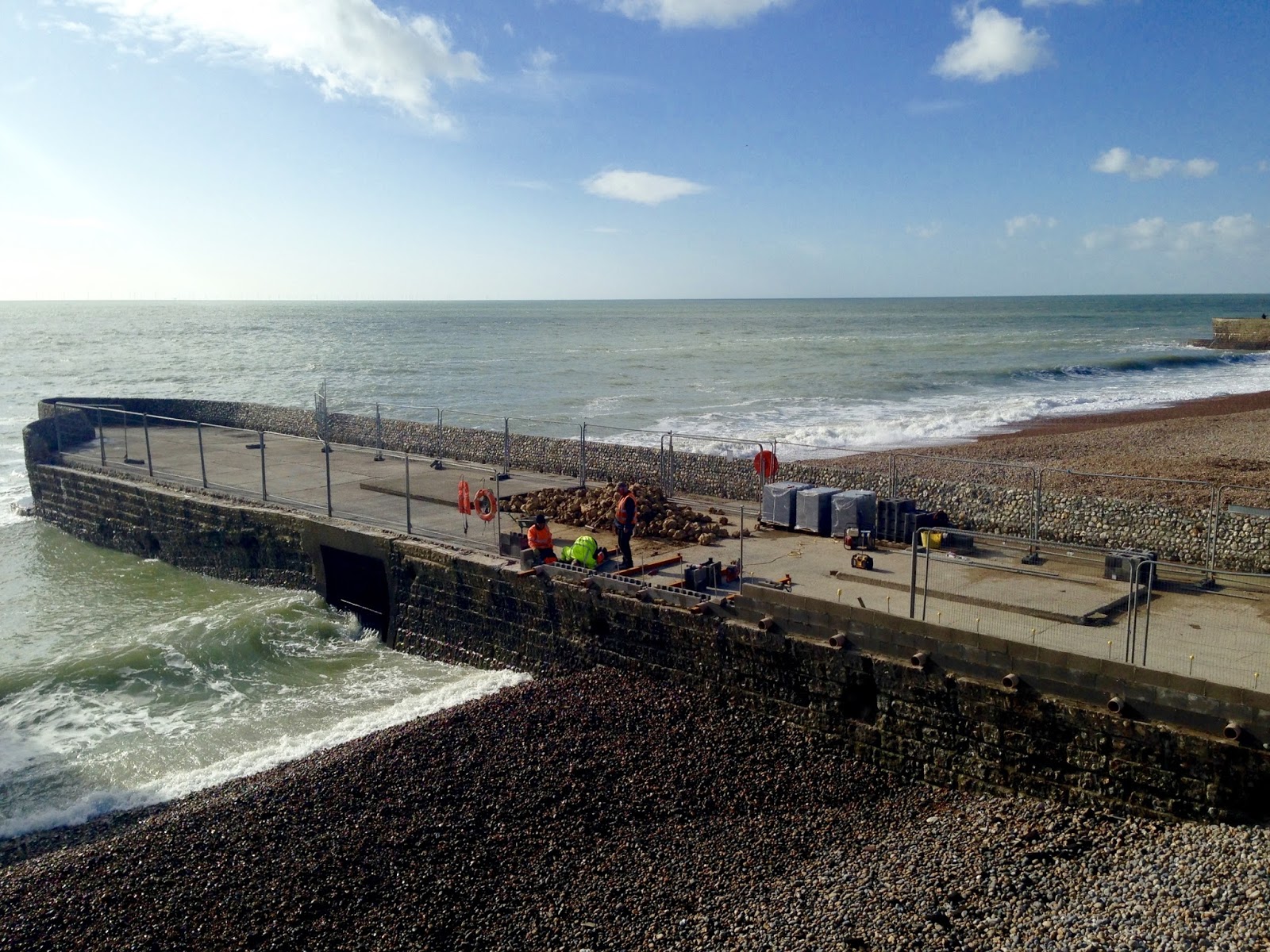 #Brighton Bits: Groyne repairs