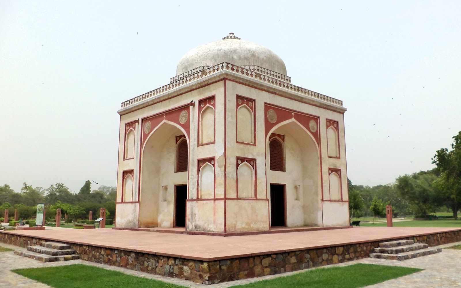 One of the Hidden Gems in Delhi : The Sunder Nursery