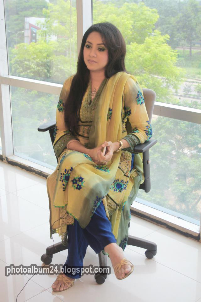 Bangladeshi tv Actress Tarin