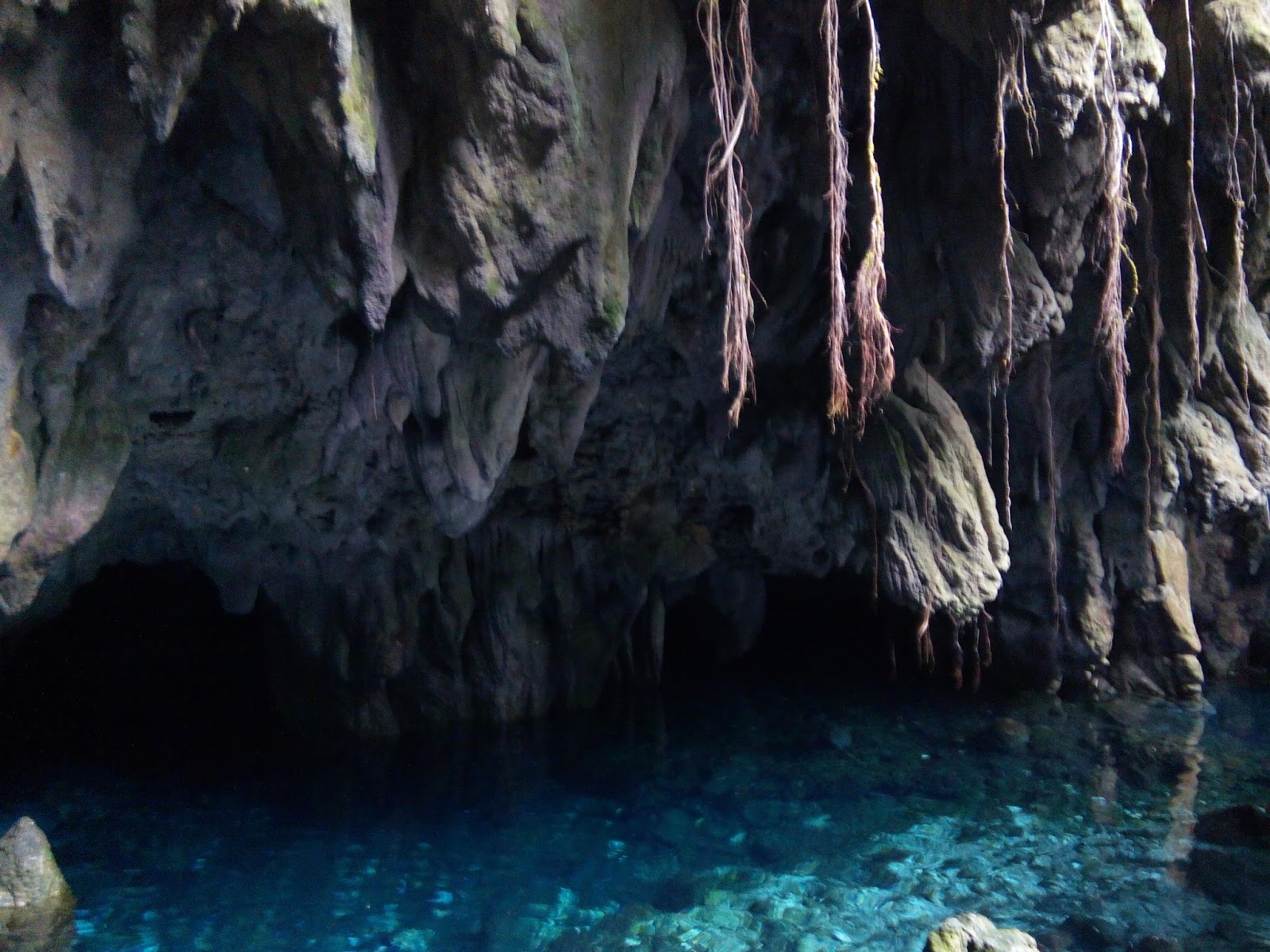 Keanekaragaman Kepulauan Kei / Kei Island: GOA HAWANG DESA LETVUAN