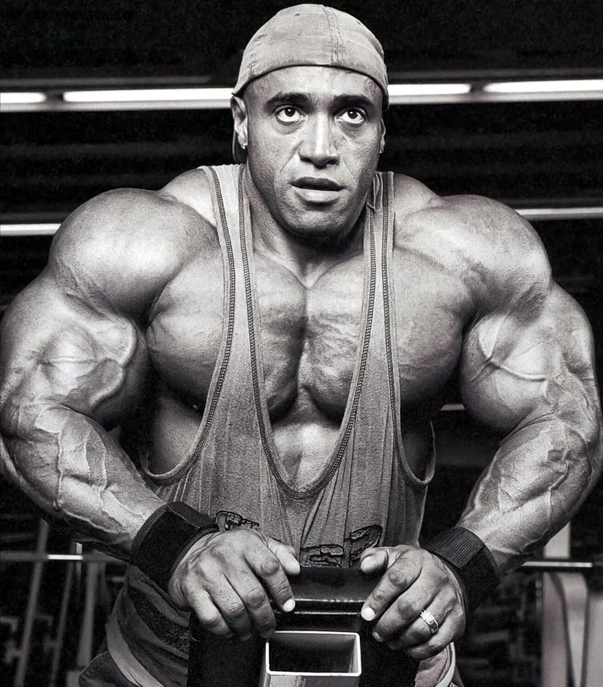 Muscle Lover: American IFBB Pro bodybuilder Dennis James "The Menace"
