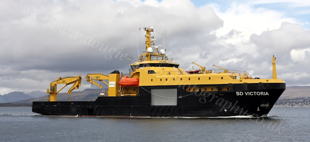 Dougie Coull Photography: SD Victoria - Greenock Arrival