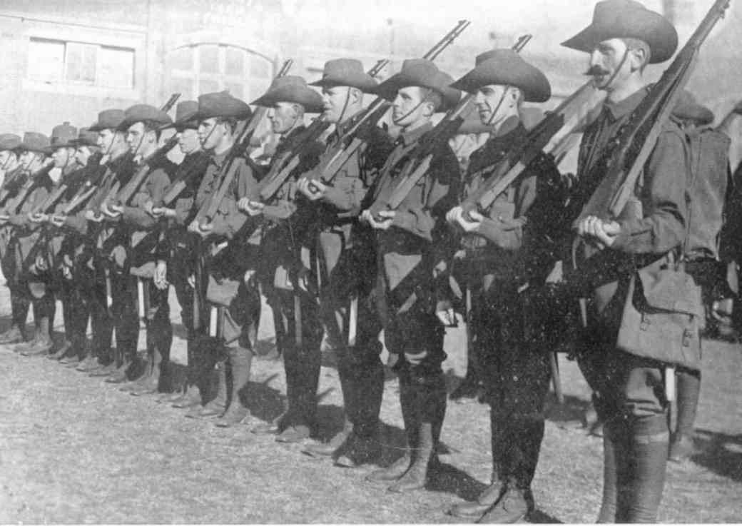 Books On War: Australian World War One ANMEF Military Book