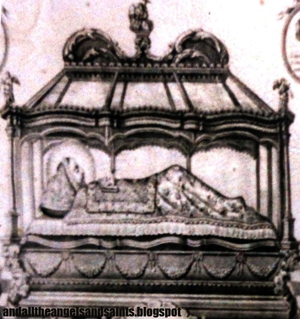 AND ALL THE ANGELS AND SAINTS: 274. THE SANTO SEPULCRO OF PACO IN ART