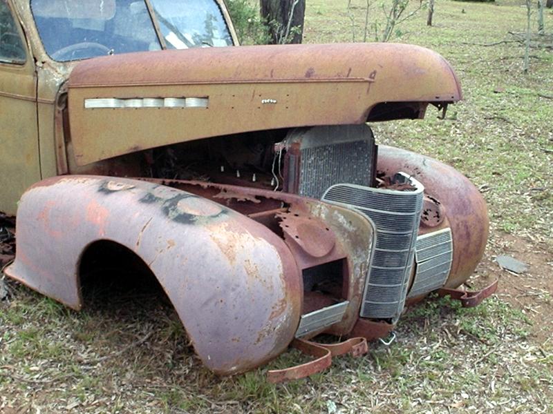 My 1928 Chevrolet: Rusty Relics (Latest Installment of over 150 photos)