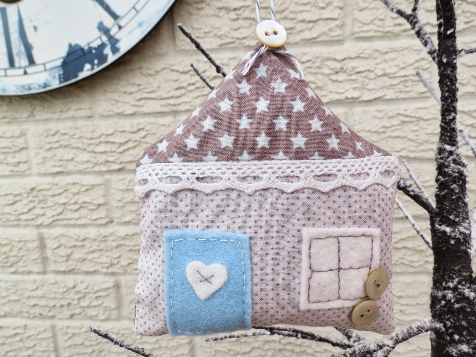 PrettyFabricsandTrims: 'Make it' Project ~ Petite House