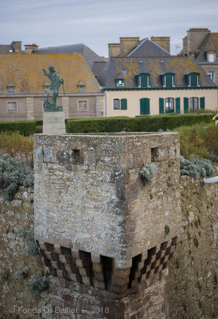 Des « Latrines organisées défensivement » — Fortifications ...