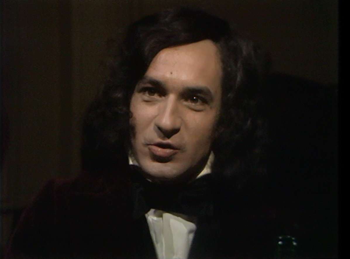 The Kissed Mouth: At Last, The Love School!