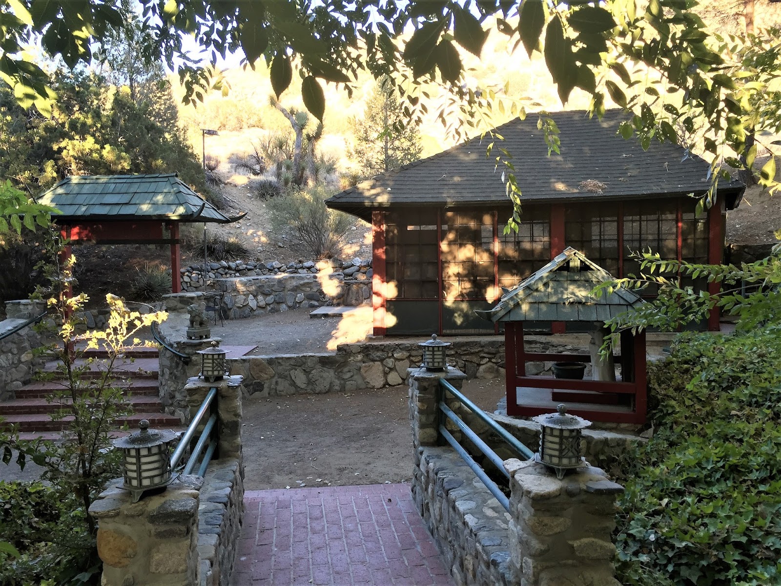 Souvenir Chronicles: VALYERMO, CALIFORNIA: ST. ANDREW'S ABBEY AND A ...