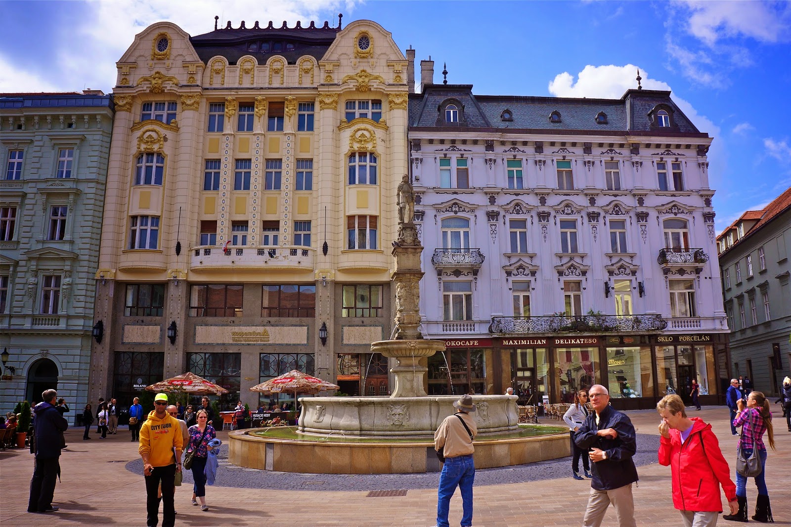 Bratislava Main Square |Photoblog On-The-Go