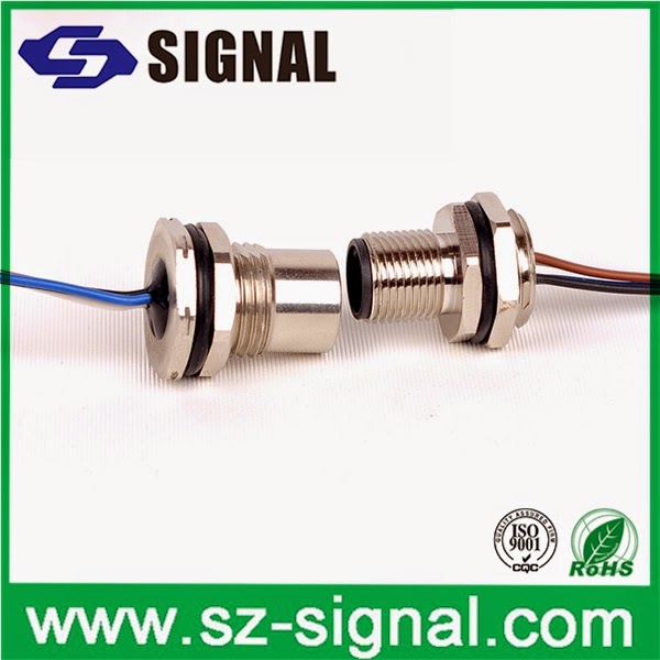 Signal Connector: M12 D Coding Connector