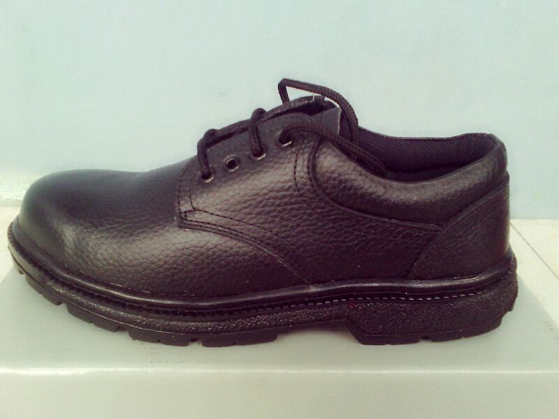 Jual Sepatu Safety | Agen Perlengkapan Safety | Perlengkapan TNI, POLRI ...