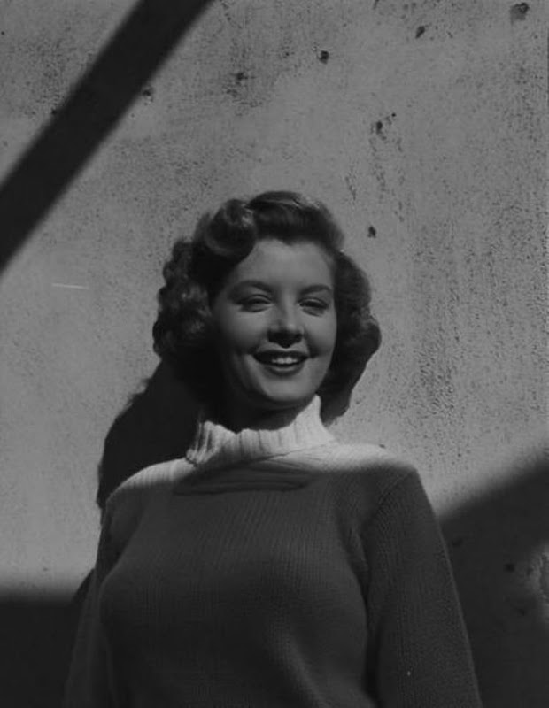 Slice of Cheesecake: Barbara Bates, pictorial