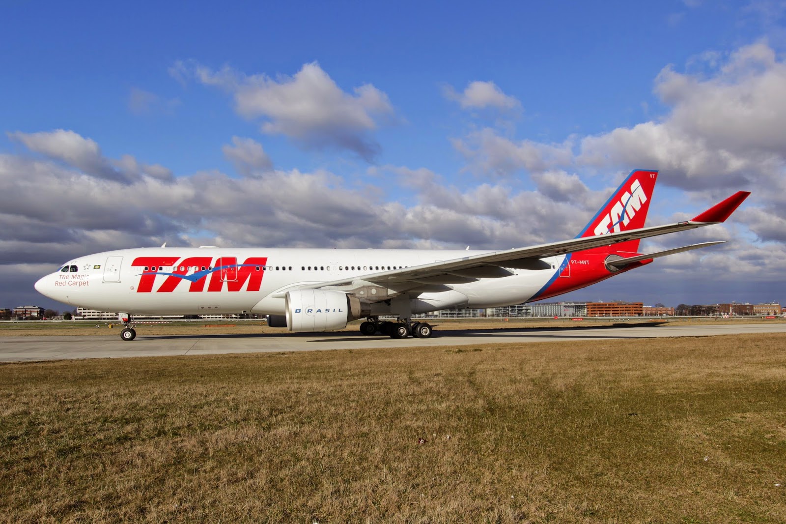Flyingphotos Magazine News: TAM Airlines Expands Madrid Operation June ... Flyingphotos Magazine News: TAM Airlines Expands Madrid Operation June ...