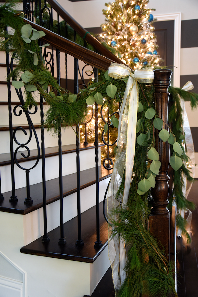 Our Snowy Christmas Tree • Honey We're Home