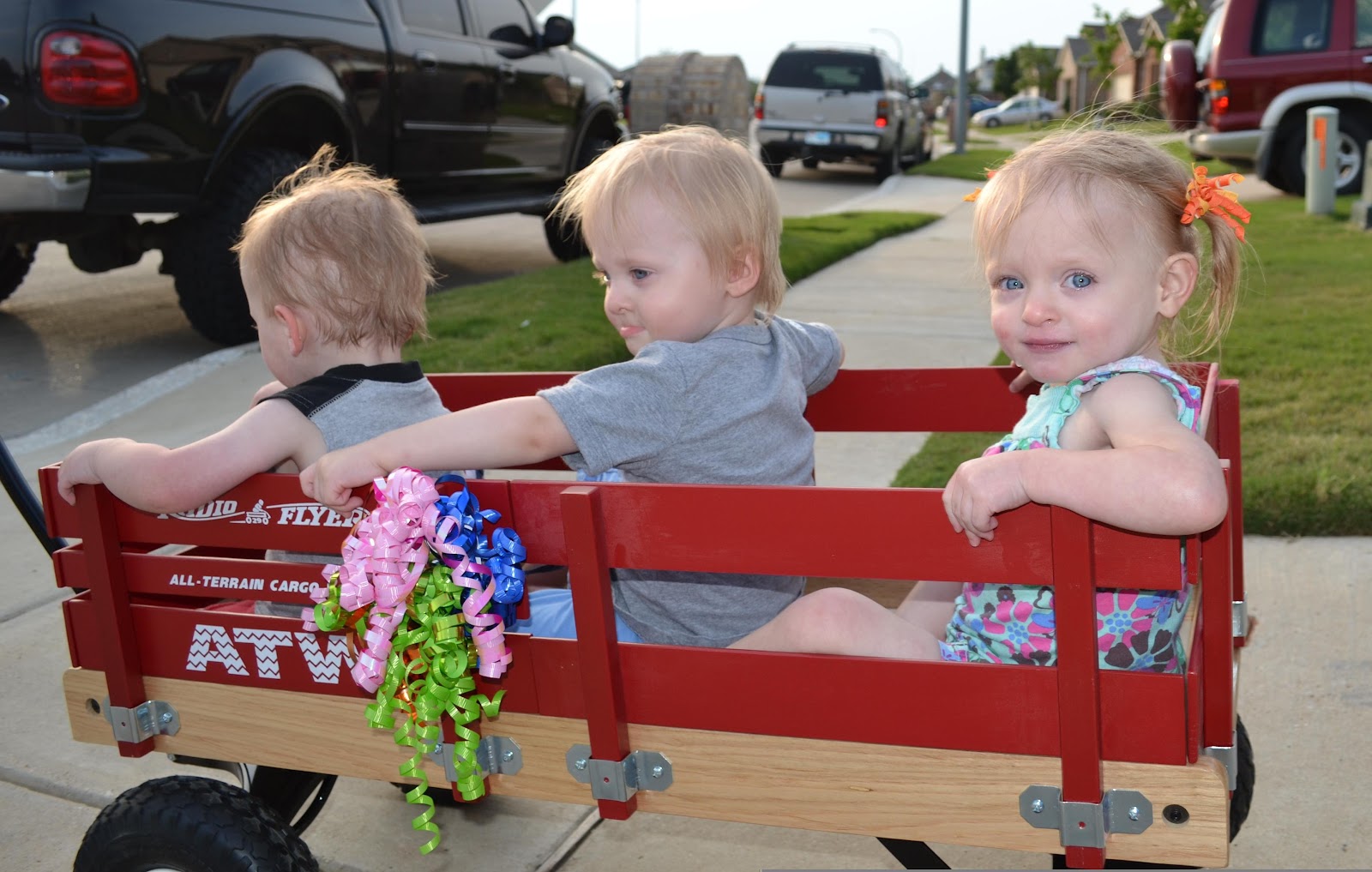 Welcome to the Grezeszak Triplets blog: Guess Who's 2!!!