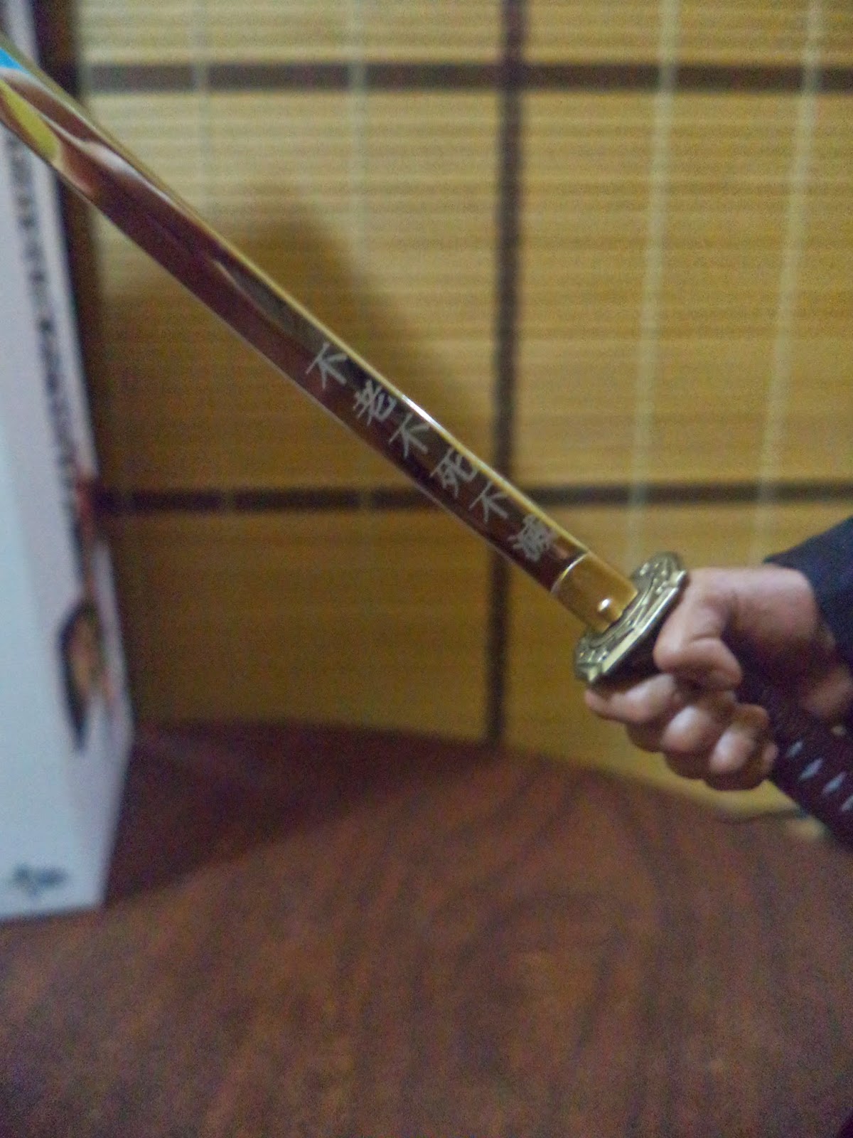 Angels and Summer: Hot Toys The Wolverine Review