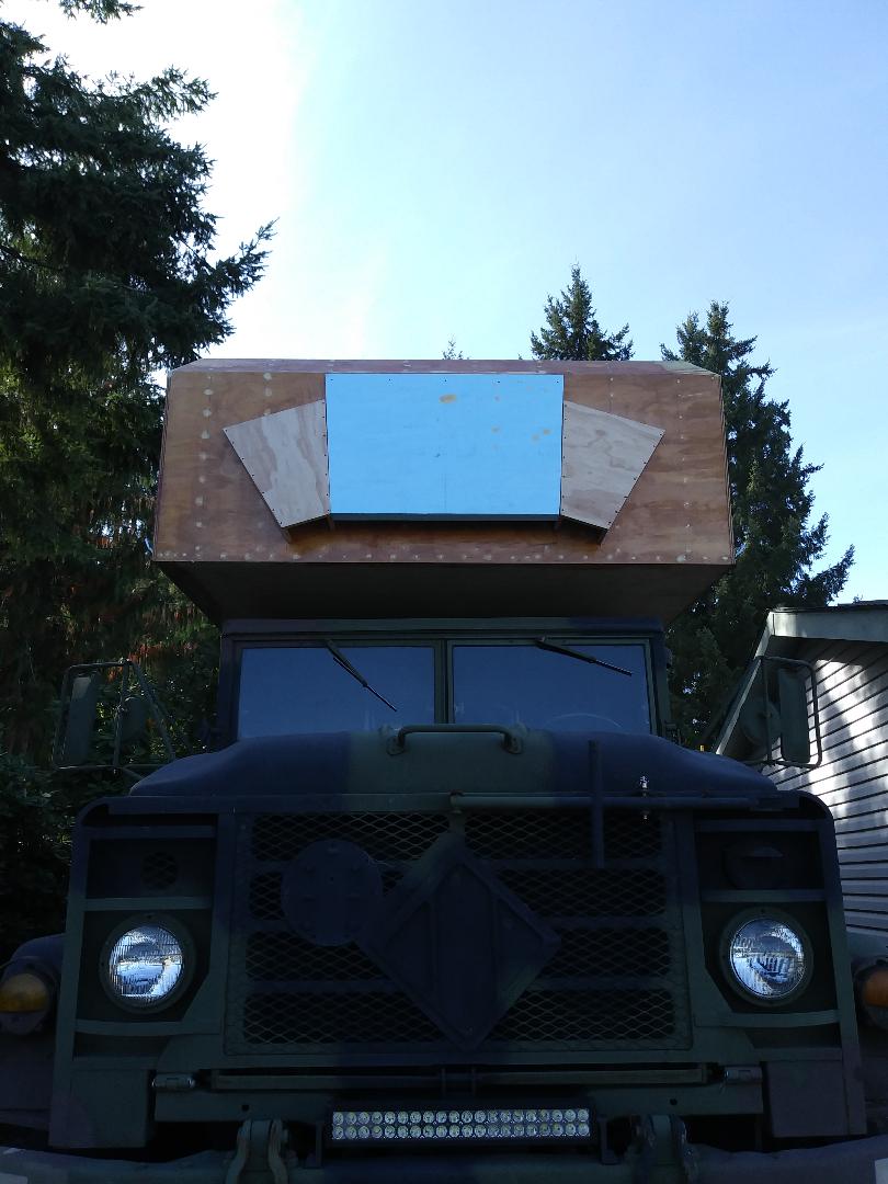 "TIFFANY" The Dragon Wagon Mega Camper: October 2017