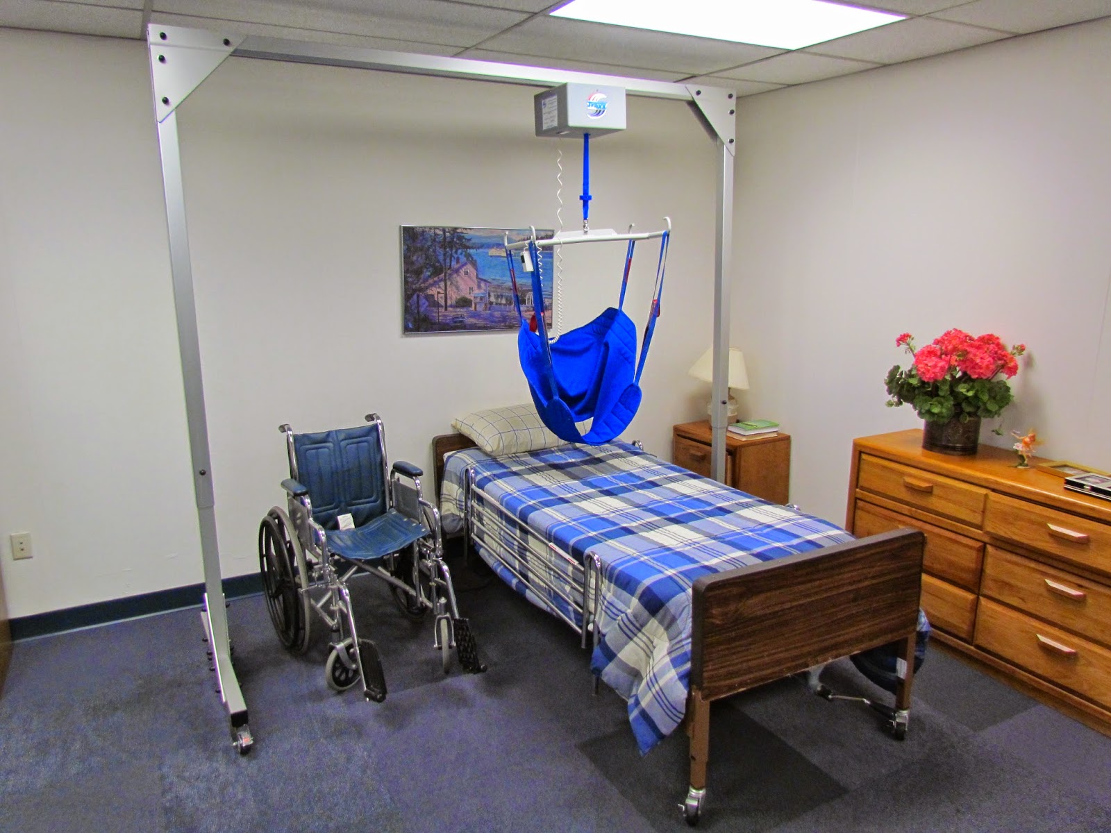 Traxx Mobility Systems Updates Titan 500 Overhead Patient Lift