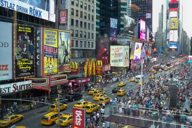 The Hopeful Traveler: The View from the R Lounge at Two Times Square