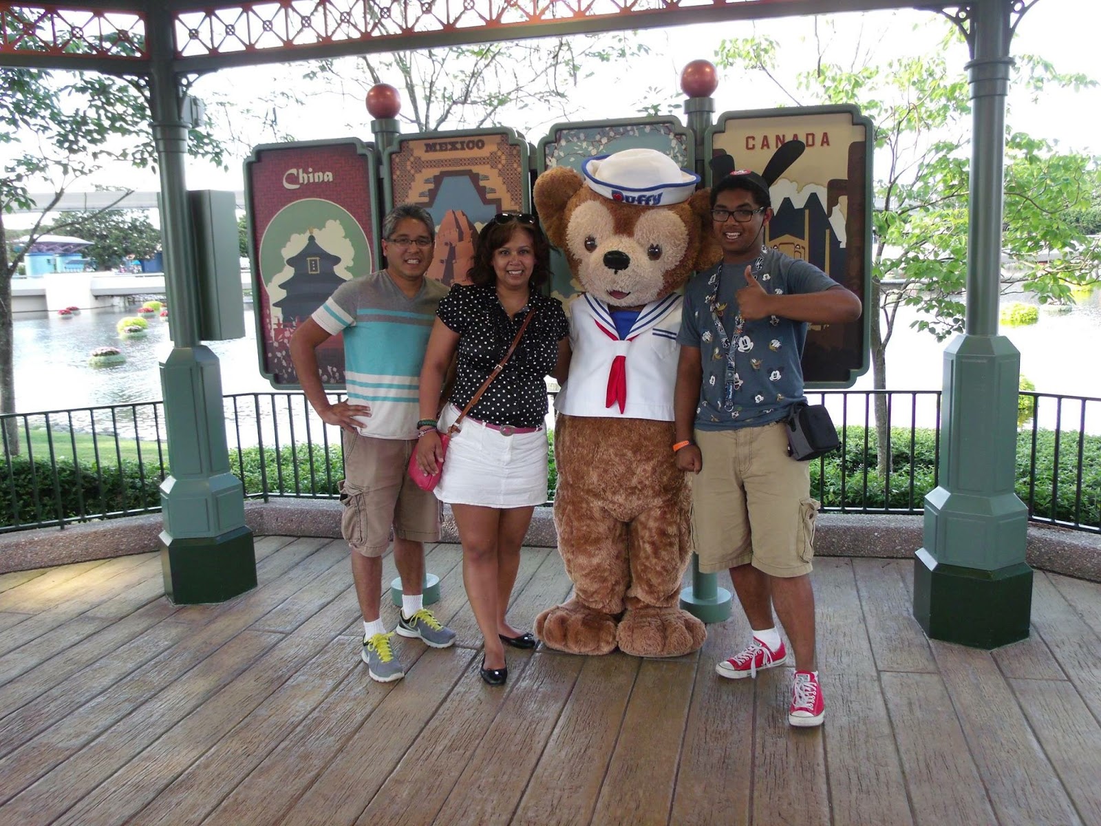 Sorcerer Lito's Ultimate Disney Blog: Duffy the Disney Bear