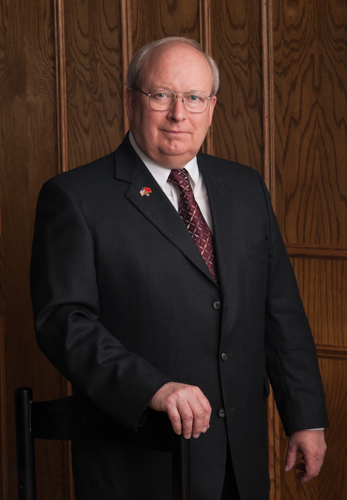 Walcott Photo Studio: Professional Headshots by Walcott Studio Columbus, WI