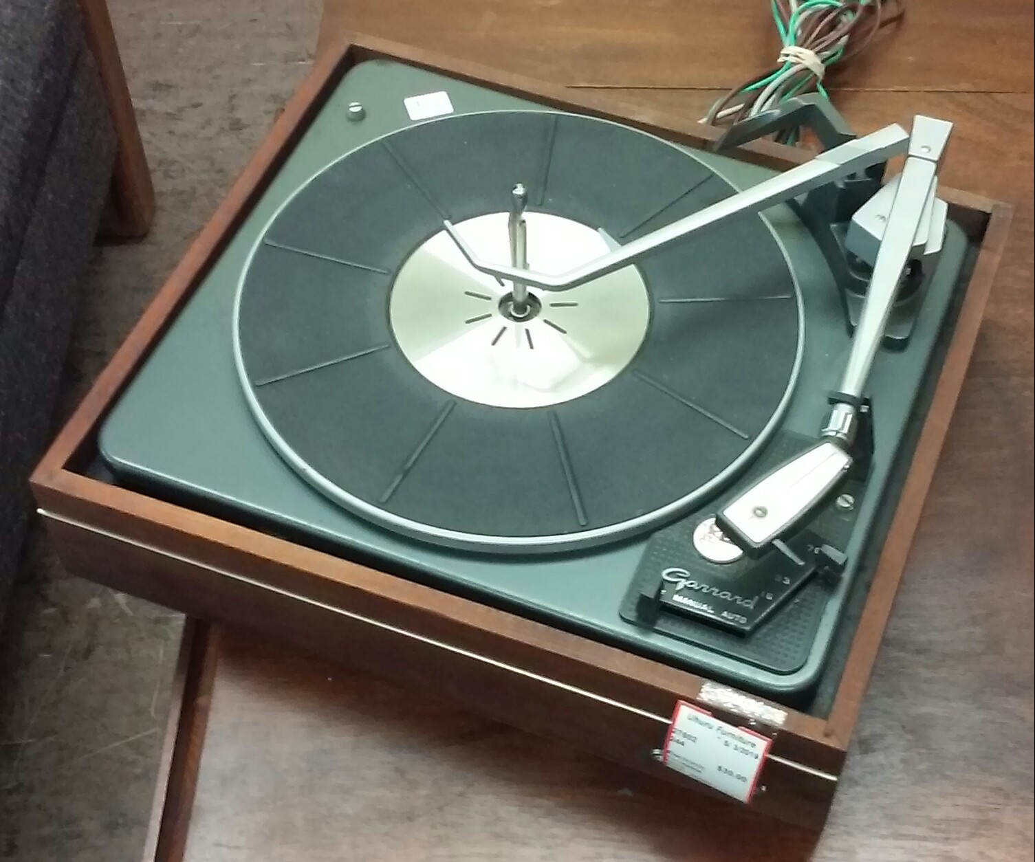 UHURU FURNITURE & COLLECTIBLES: SOLD #27682 Garrard Model 50 Turntable ...