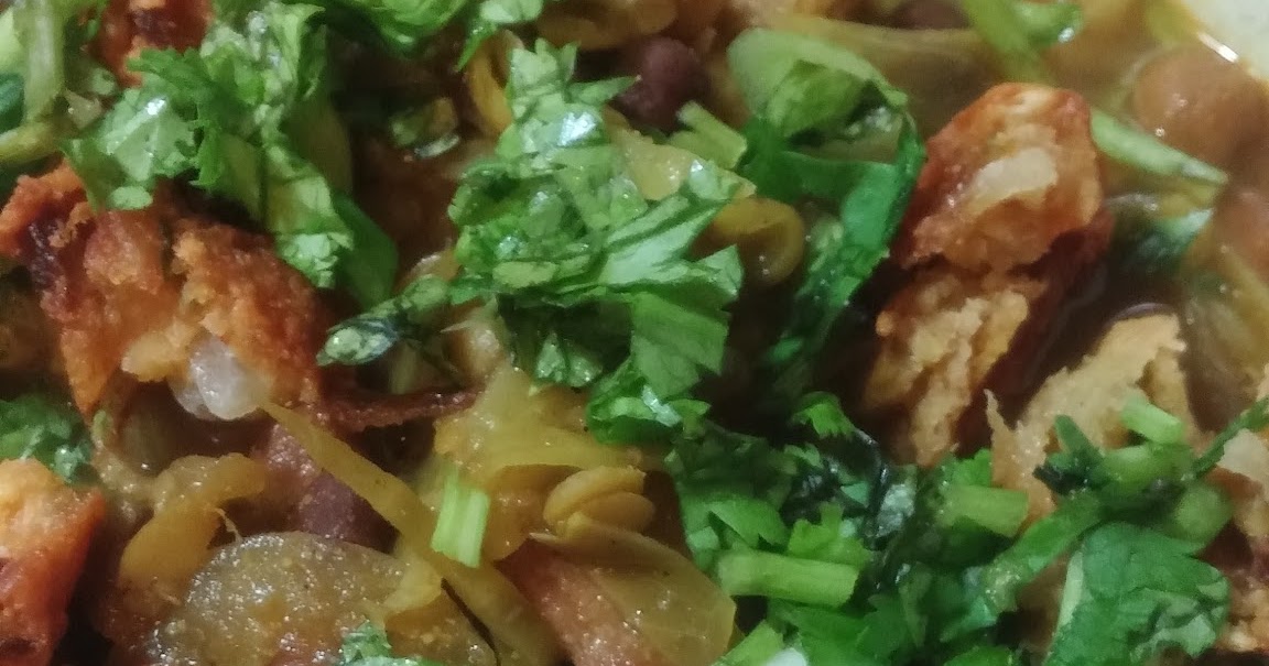 Jay Chalam's Kitchen: Burmese Samosa Soup