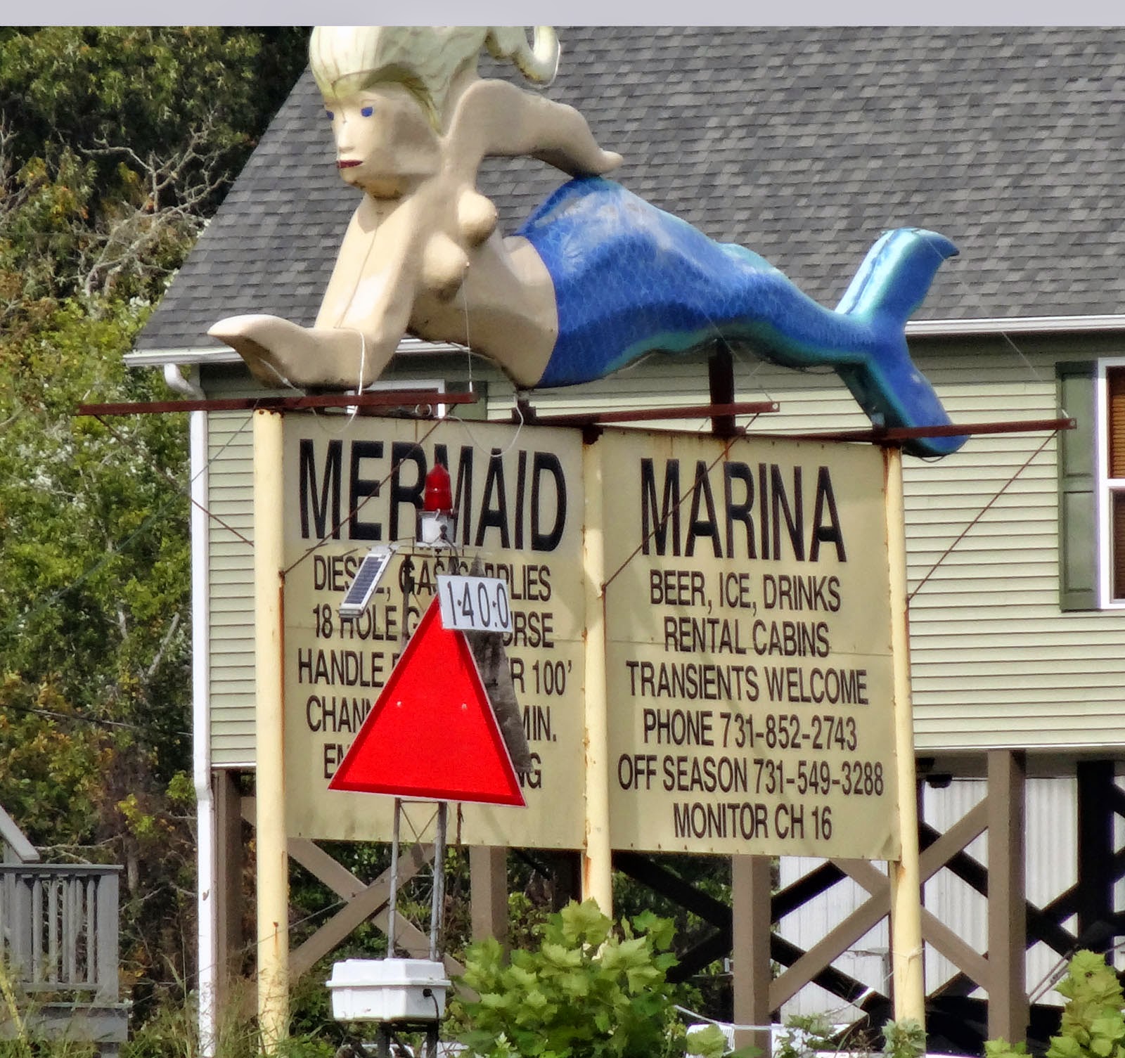 Sea Fever : Mermaids and Engine Troubles on the Tennessee 10-10-2014