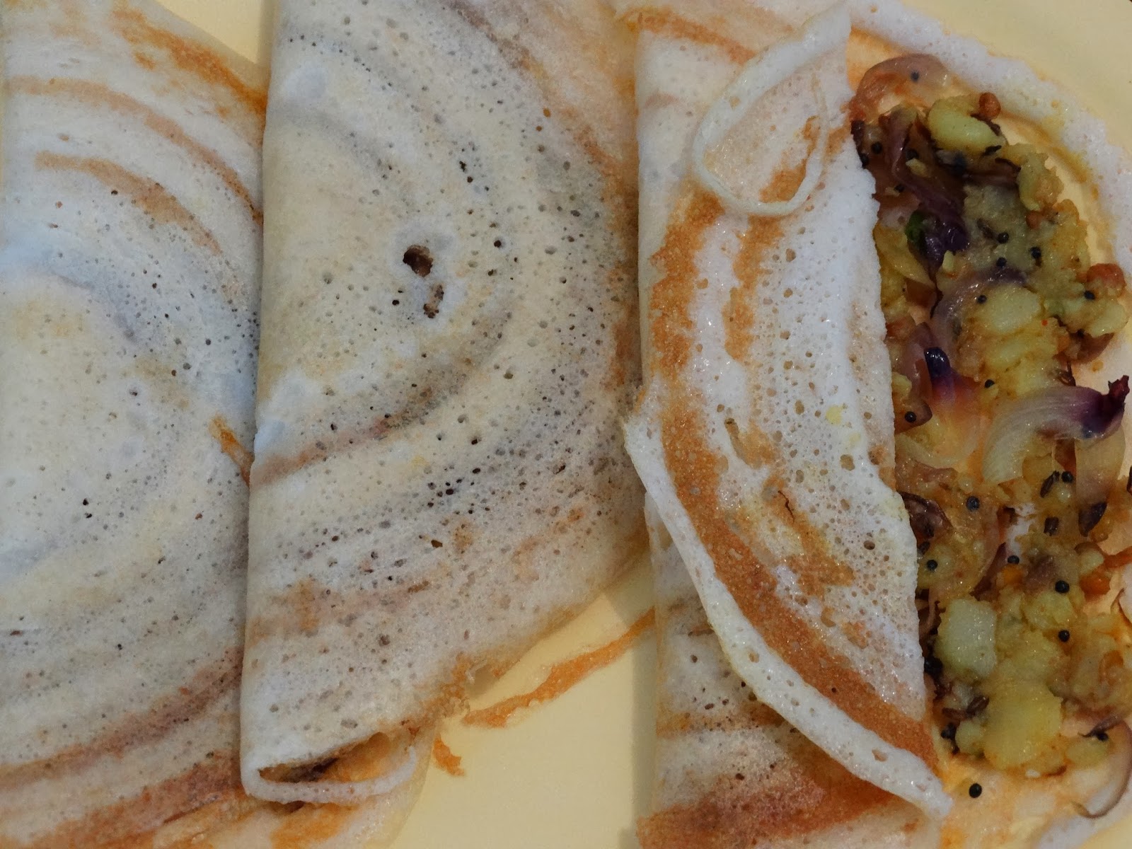 Cooking is therapeutic.Go ahead and indulge - Rainingfood.com: Masala Dosa