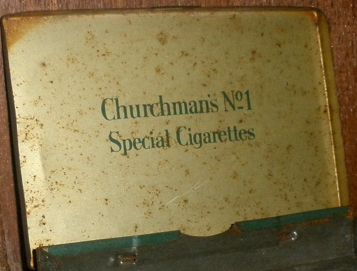 Sentuhan Malaya: Churchman's Cigarettes 50's
