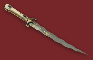 exclusive stuff: Deadly Daggers