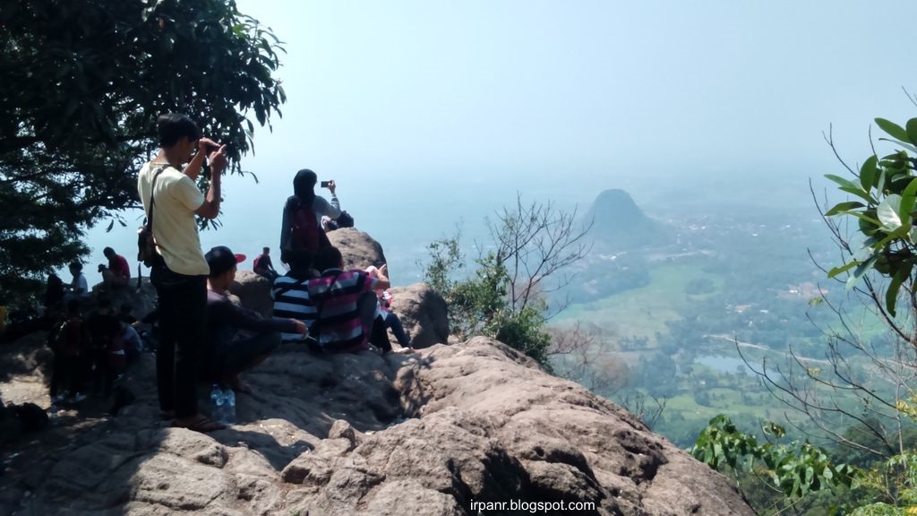 My Thoughts, My Sharing, My Things: Gunung Munara - Hiking Pendek Yang ...