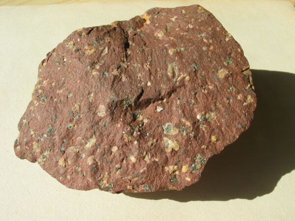 EKOGEO: JENIS-JENIS BATUAN DI PERMUKAAN BUMI