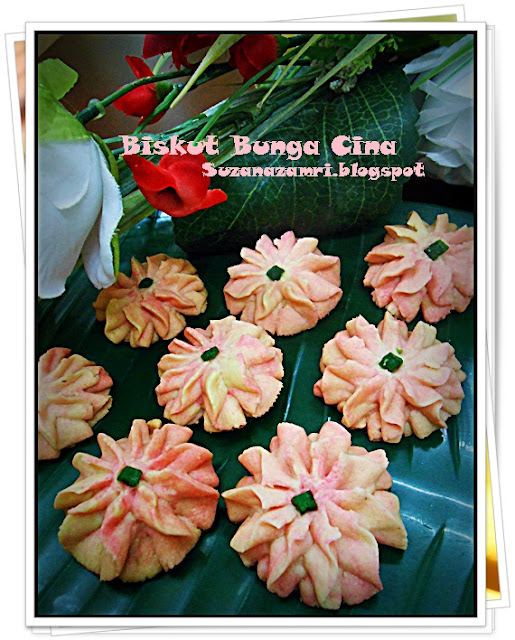 ..Cooking with soul.....: BISKUT BUNGA CINA