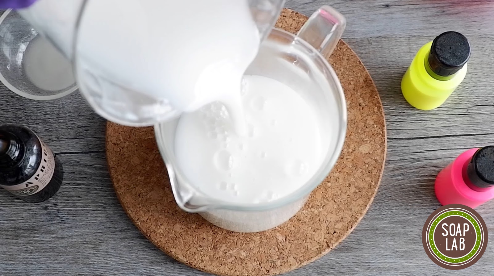 SoapLab Malaysia: How To Make Hand Soap (Hand Care Series): Apricot & Lemon