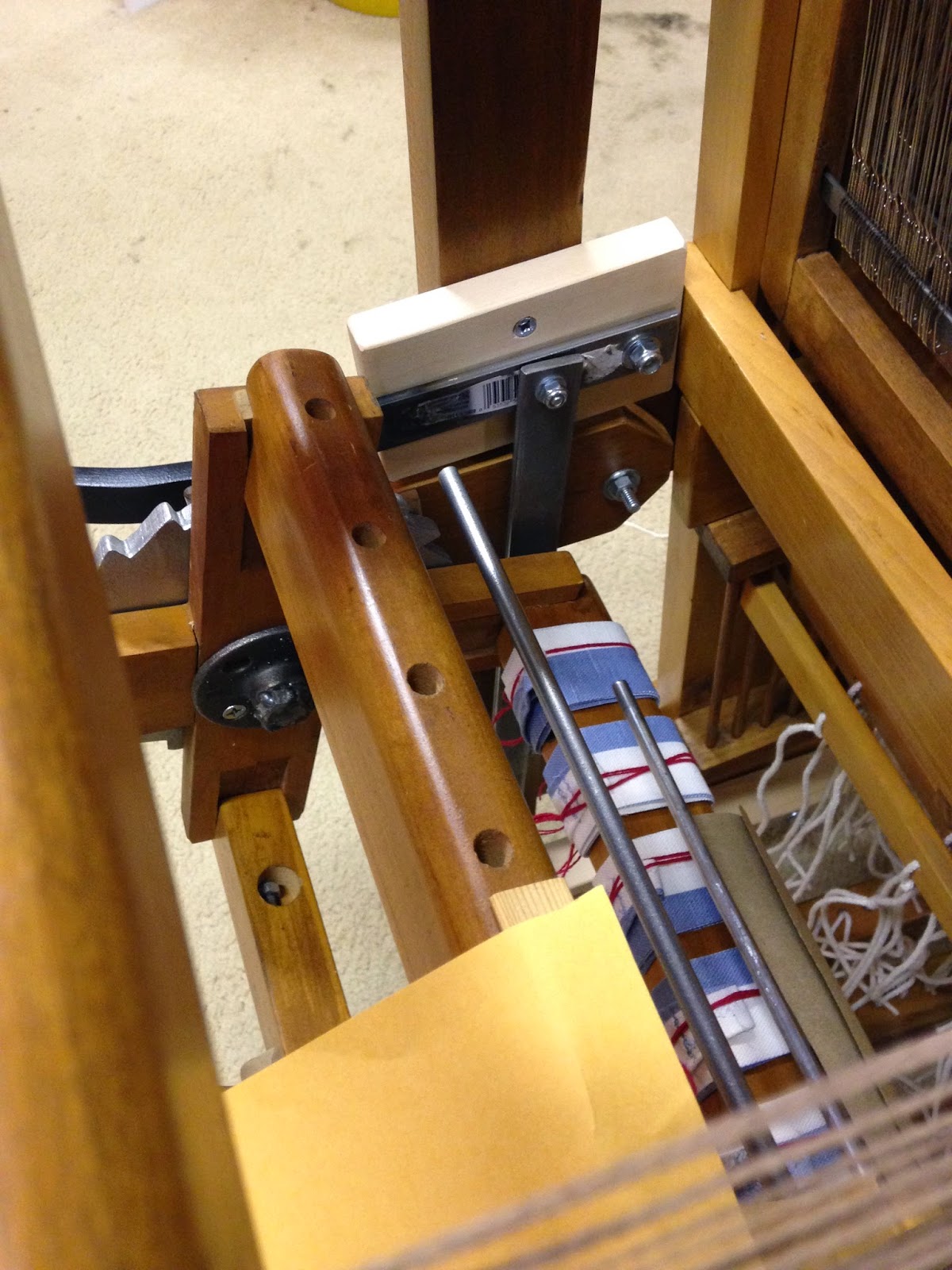 Daisy Hill Weaving Studio: My Second Rescue Loom