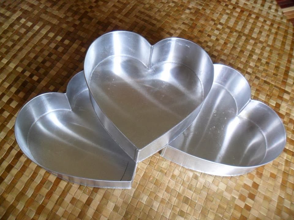 MieazaChocolate&Bakery: LOYANG KEK BENTUK LOVE