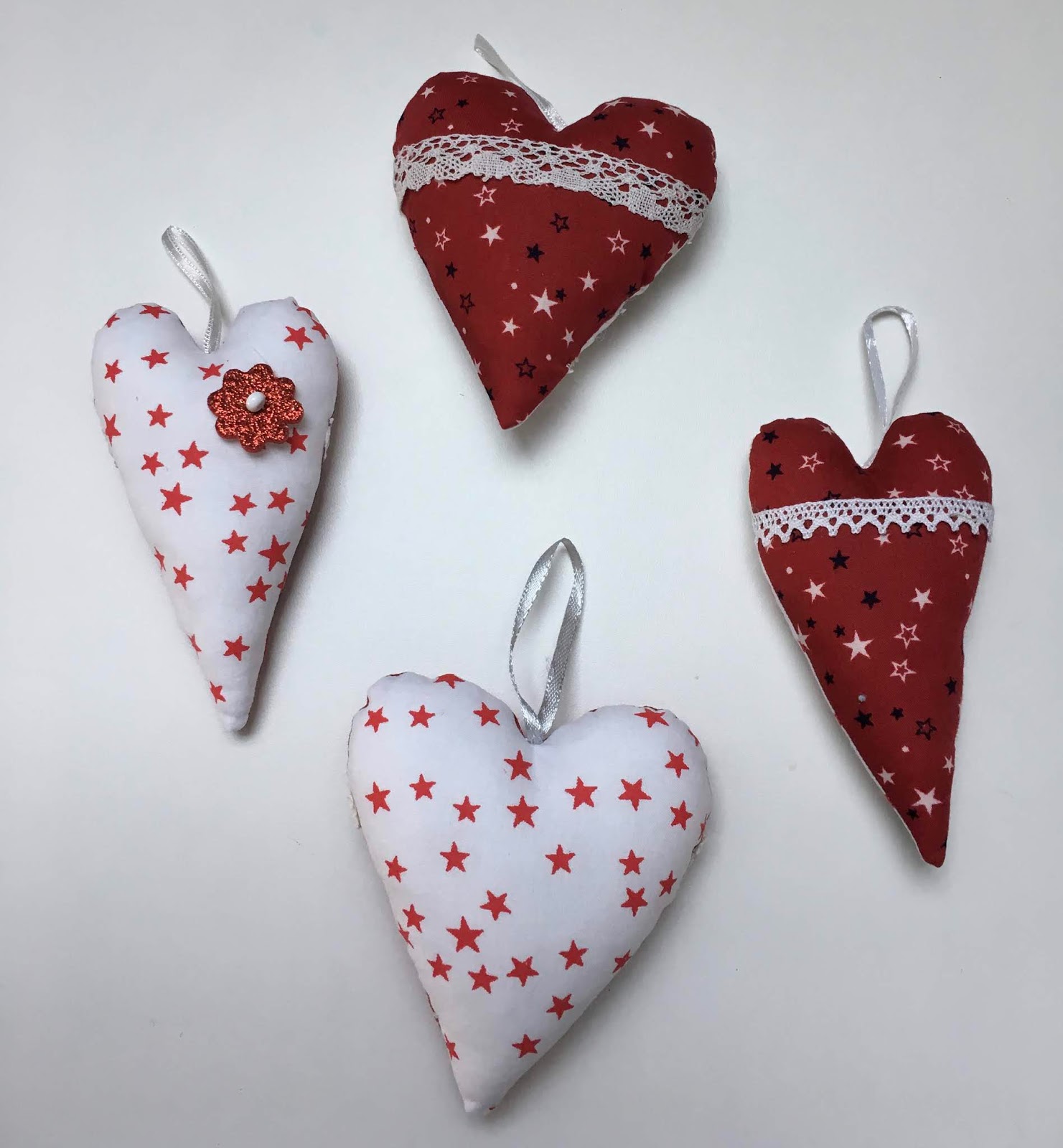 la petite maison de Sylvie: Des coeurs pour Noël