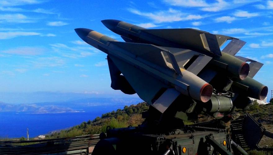 Ξαφνική στρατηγική άσκηση μετακίνησης των αντιαεροπορικών MIM 23-B ...