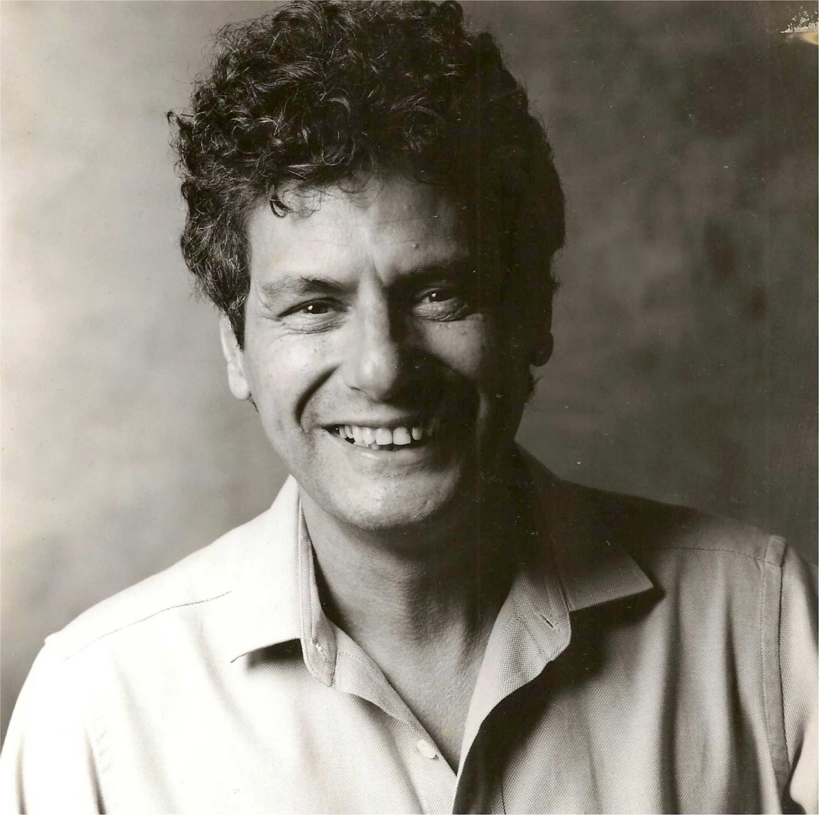 Graça Craidy: Artigo: Neil Ferreira, l'enfant terrible da criação