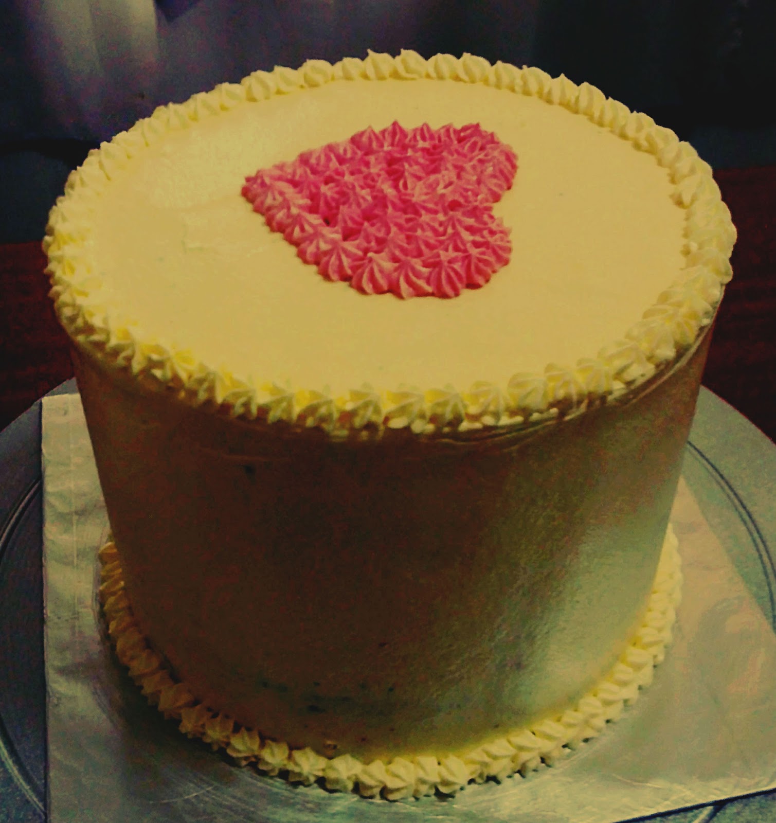 Cakes, etc.: simple heart shape cake deco