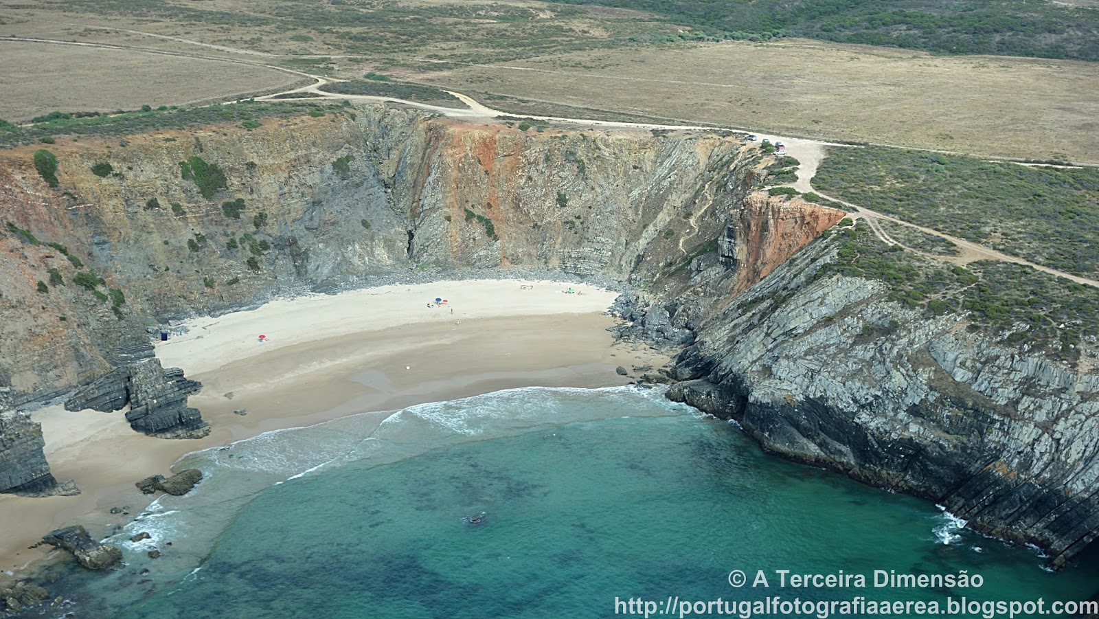 A Terceira Dimensão: Praia do Tonel (Zambujeira do Mar)
