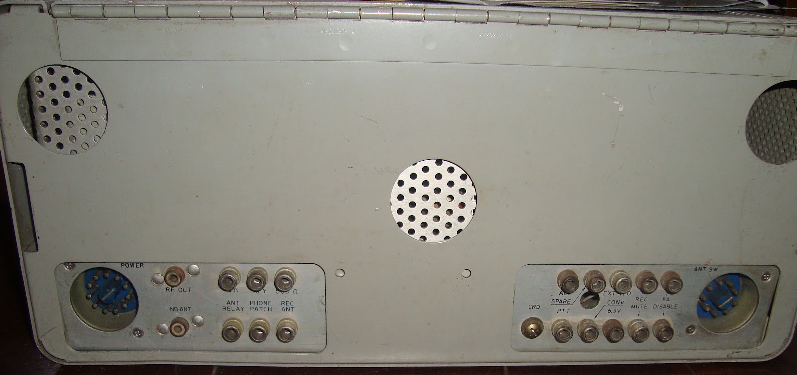 RADIO SELLER: For Sale KWM 2-A Collins Transceiver US $950.oo ( SOLD )