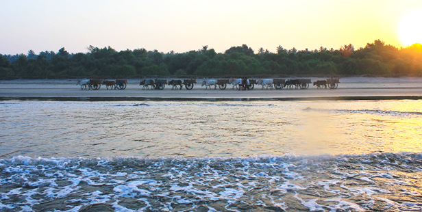 Shrivardhan Beach | Konkankatta.in