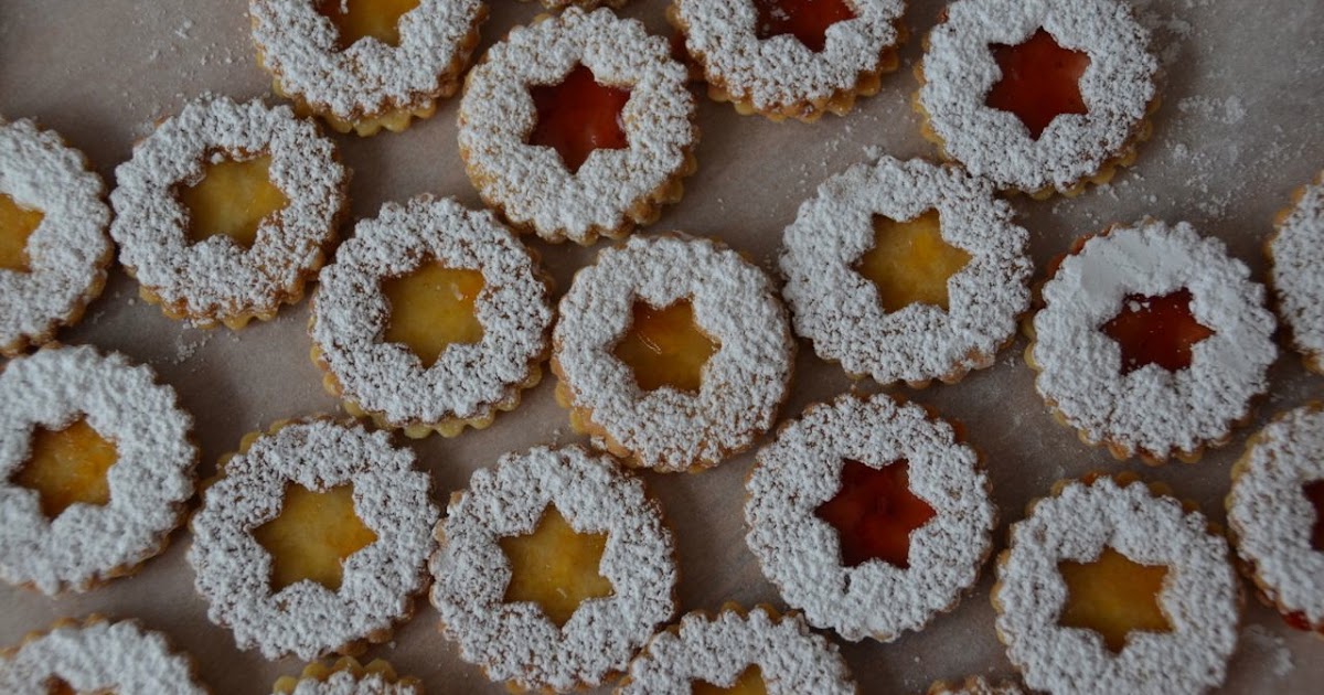 PIZZA FOR BREAKFAST: ADVENT BAKING