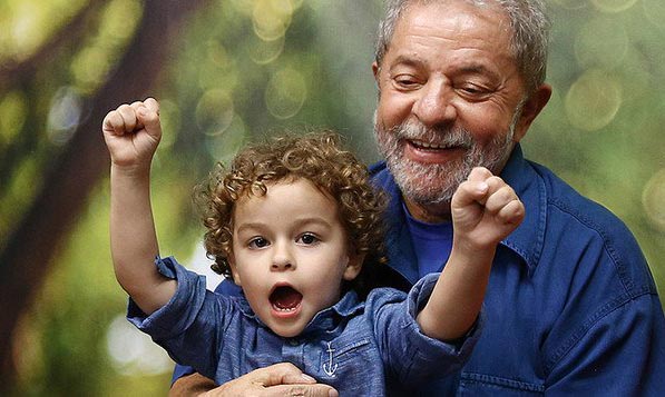 Neto de Lula morre de meningite meningocócica aos 7 anos