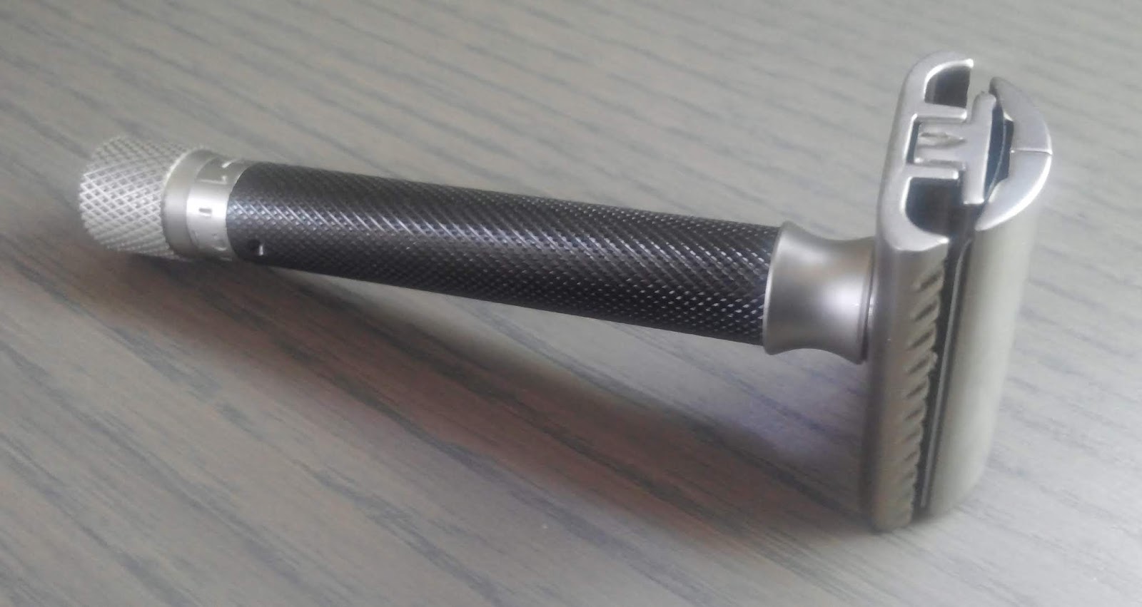 Shave Like Grandad: Revisiting the Futur-design Razors Equipped with a ...